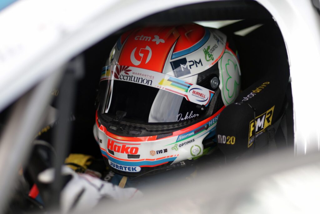 Aron Taylor-Smith Takes the Lead at Snetterton | Hako Machines Limited